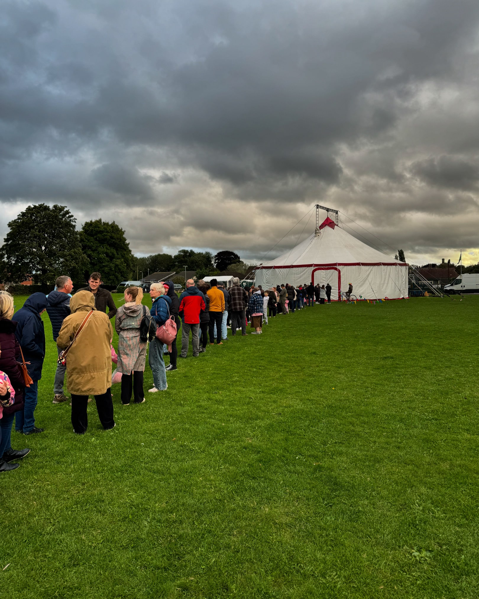 The Show - Circus Piddly